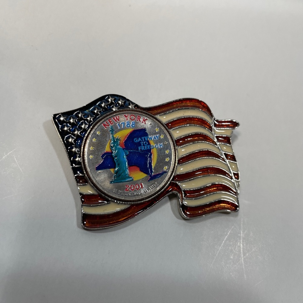 Vintage 2001 Lapel Pin Us Flag Pledge Of Allegiance S… - Gem